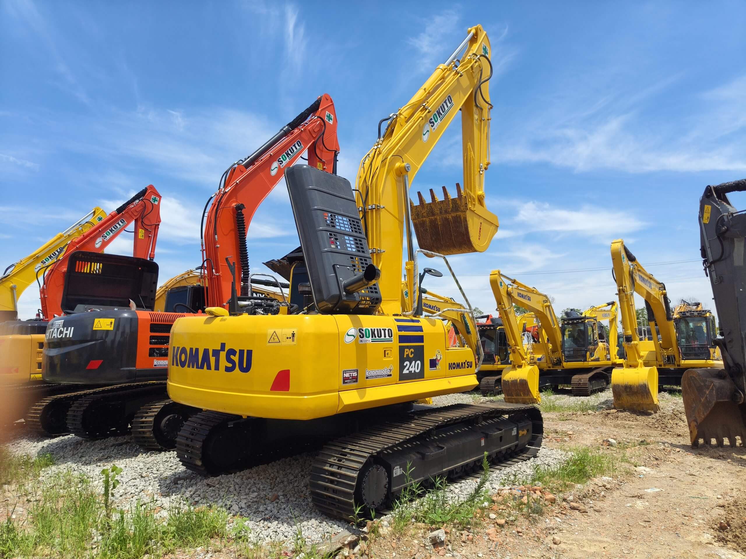 Used Komatsu PC240 Crawler Excavator - Juexin Machinery
