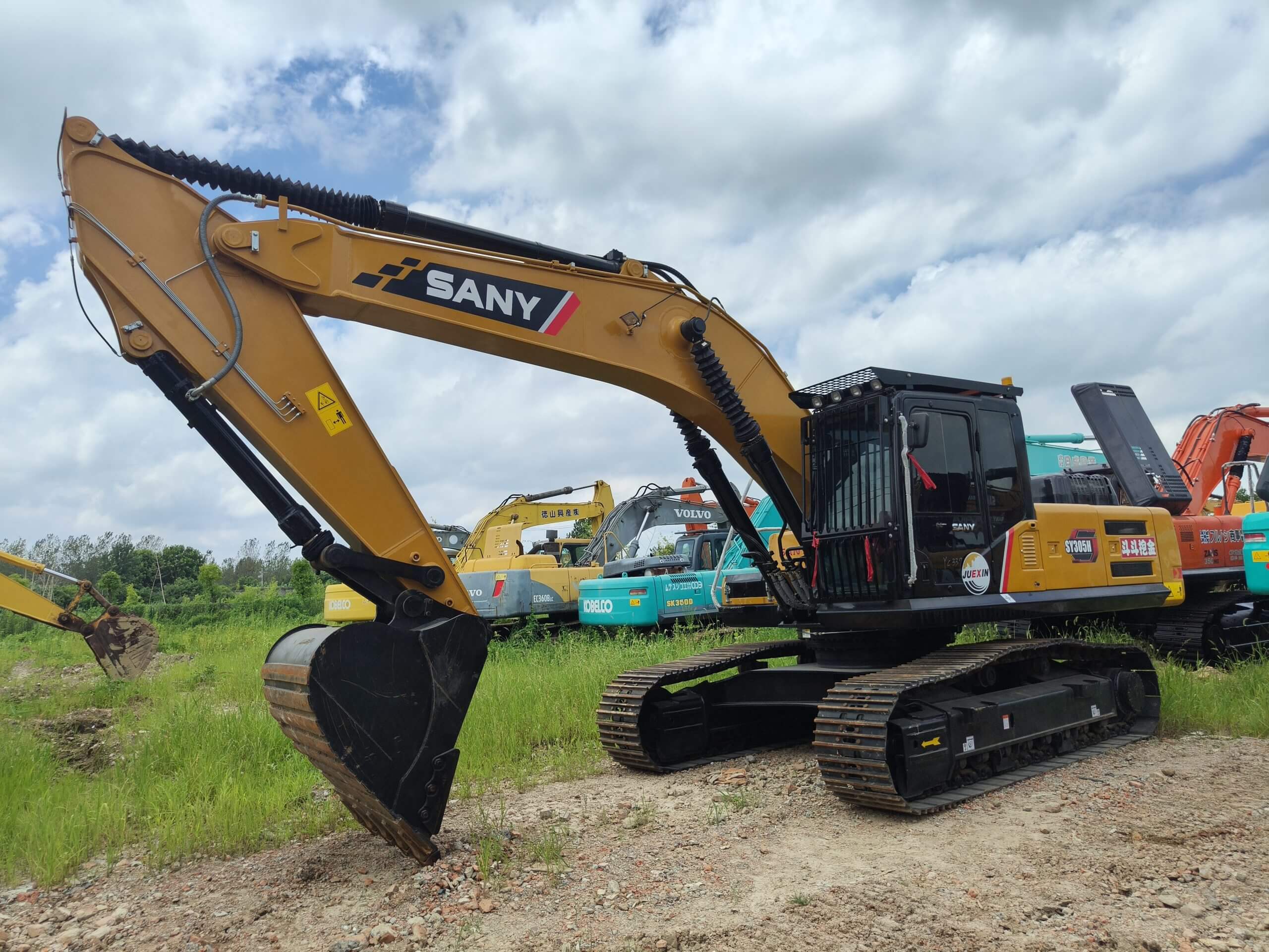 Used Sany SY305H Crawler Excavator - Juexin Machinery